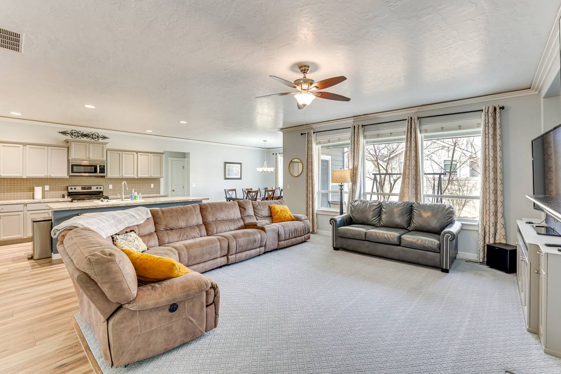 232 M² House ∙ 5 Bedrooms ∙ 11 Guests - Idaho