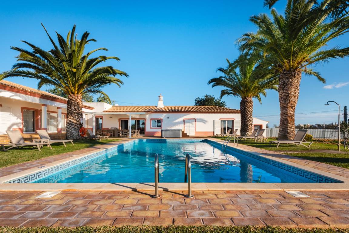 200 M² Villa ∙ 6 Schlafzimmer ∙ 20 Gäste - Albufeira
