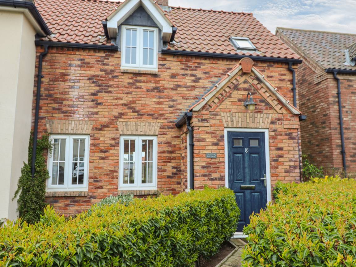 Cottage ∙ 2 Bedrooms ∙ 4 Guests - Filey
