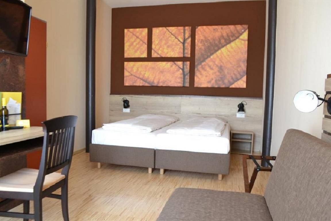25 M² Hotel ∙ 1 Schlafzimmer ∙ 3 Gäste - Bad Blumau