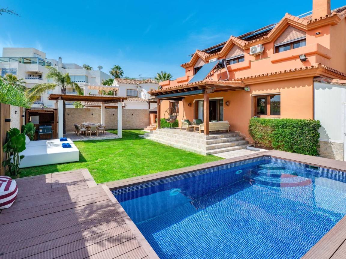 240 M² Villa ∙ 4 Camere Da Letto ∙ 8 Ospiti - Marbella