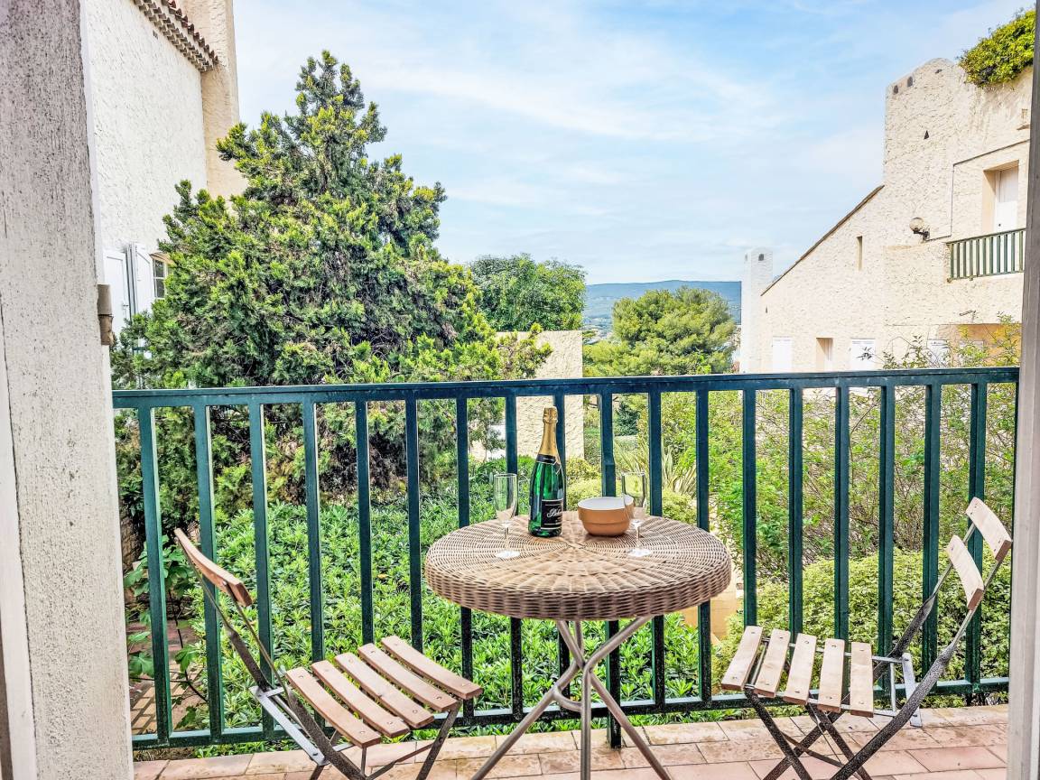42 M² Appartement ∙ 1 Chambre ∙ 4 Personnes - Saint-Cyr-sur-Mer