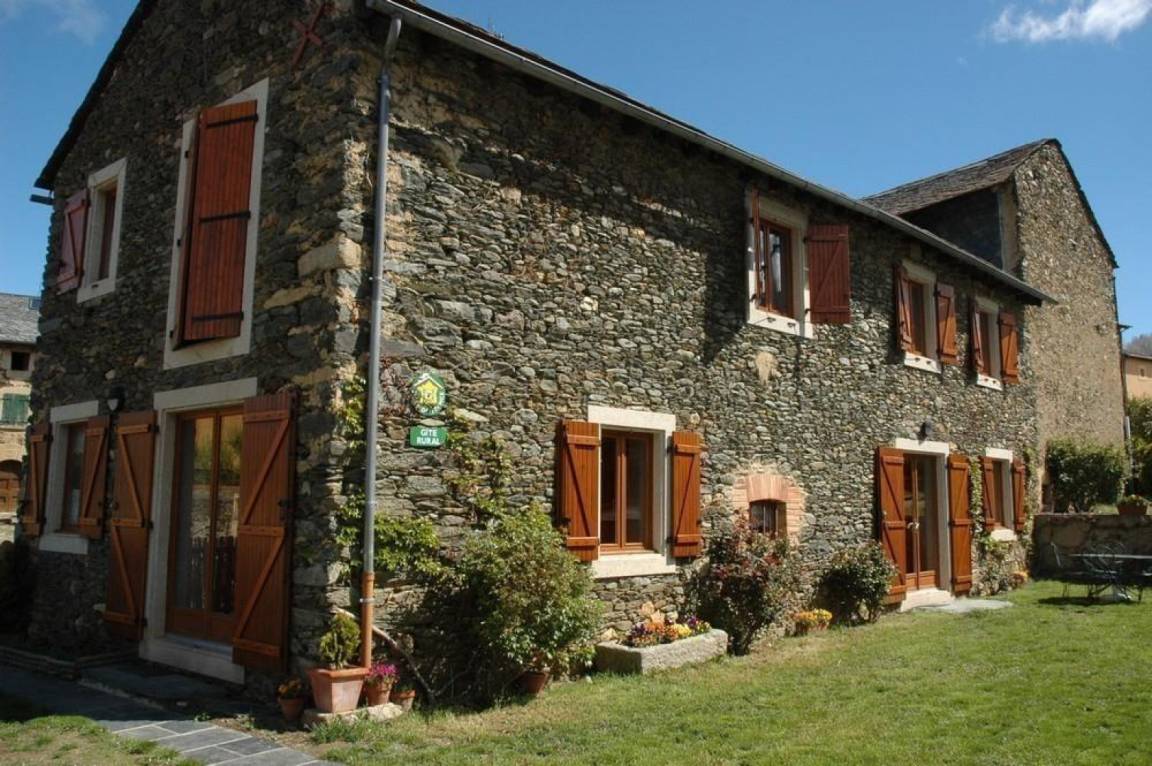 70 M² Gîte ∙ 2 Habitaciones ∙ 4 Huéspedes - Osséja