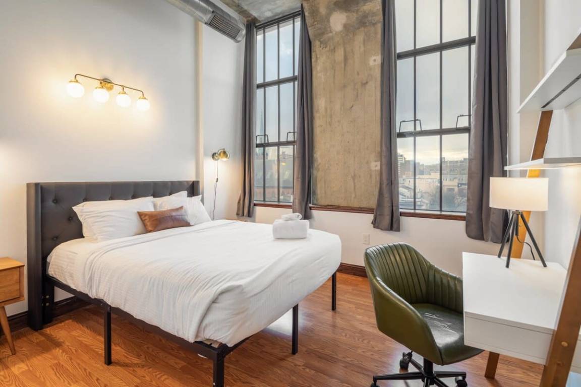 Apartment ∙ 2 Bedrooms ∙ 4 Guests - Philadelphia, PA