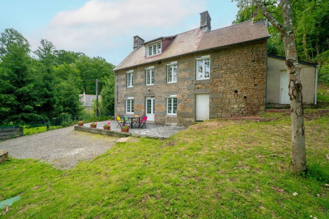110 M² Huis ∙ 3 Slaapkamers ∙ 8 Gasten - Flers