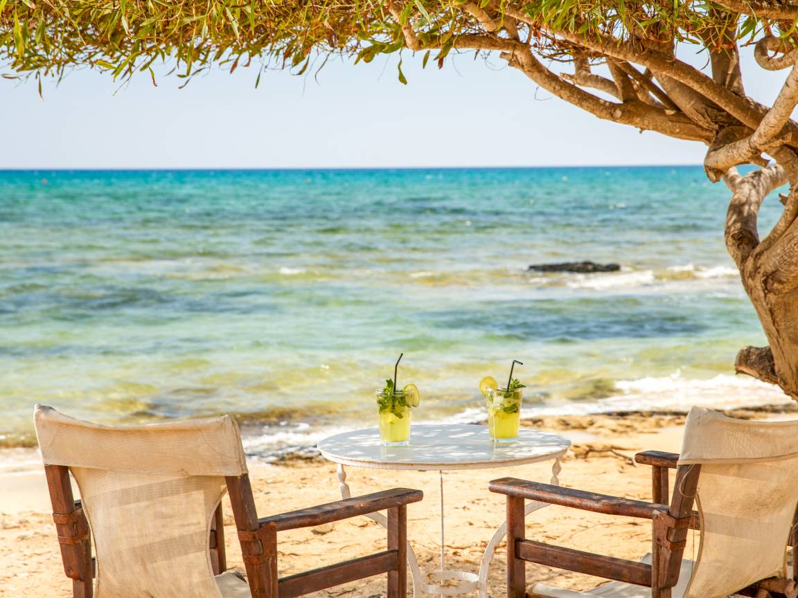 70 M² Apartment ∙ 2 Bedrooms ∙ 4 Guests - Cyprus