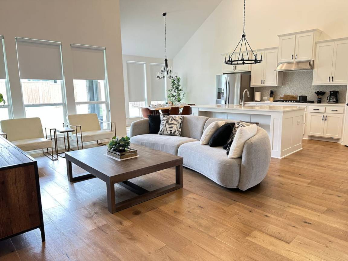 280 M² Casa ∙ 4 Habitaciones ∙ 8 Huéspedes - McKinney