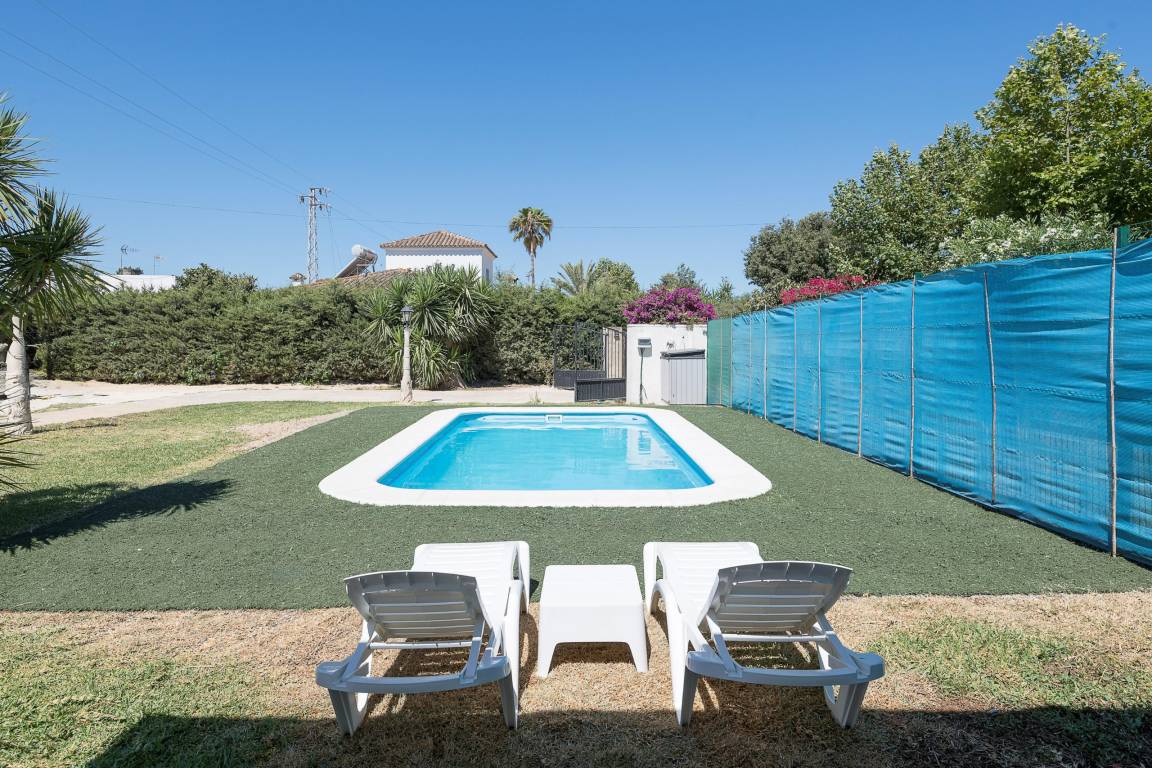 100 M² Villa ∙ 3 Slaapkamers ∙ 6 Gasten - Conil de la Frontera