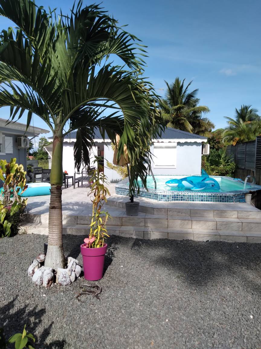60 M² Bungalow ∙ 2 Chambres ∙ 4 Personnes - Guadeloupe