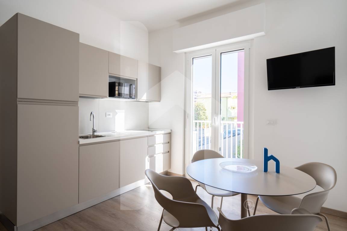 45 M² Apartamento ∙ 1 Habitación ∙ 4 Huéspedes - Alba Adriatica