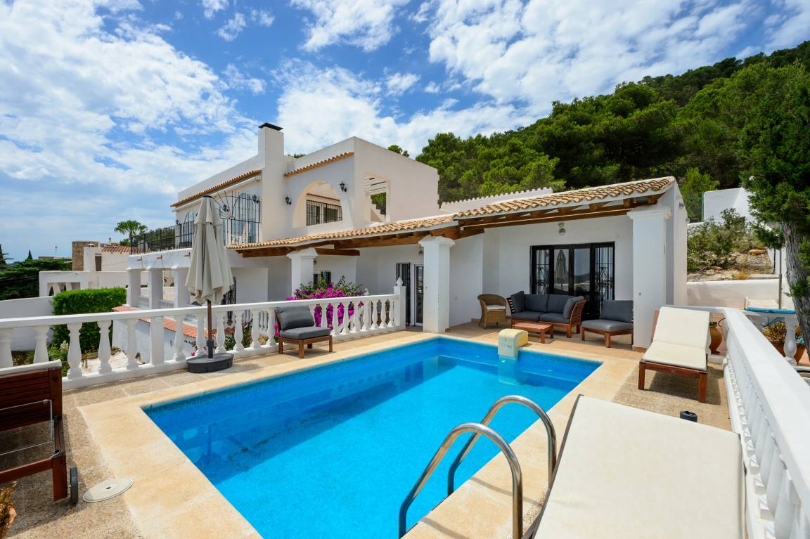 170 M² House ∙ 3 Bedrooms ∙ 6 Guests - Ibiza