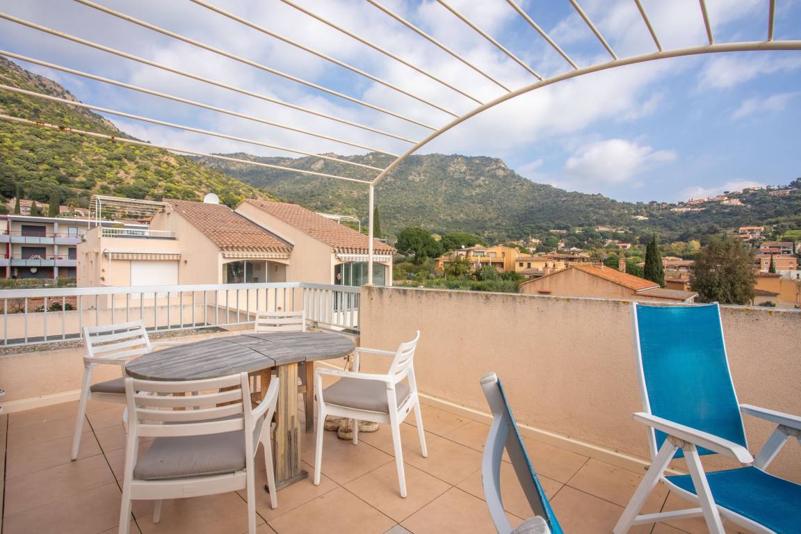 50 M² Apartment ∙ 2 Bedrooms ∙ 4 Guests - Le Lavandou
