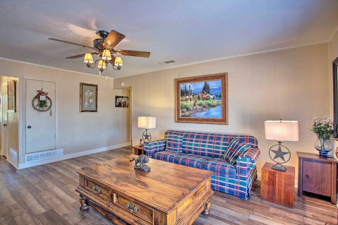 129 M² House ∙ 3 Bedrooms ∙ 6 Guests - Waxahachie Lake, Waxahachie
