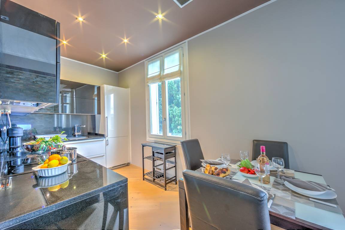 60 M² Apartment ∙ 2 Bedrooms ∙ 4 Guests - Èze