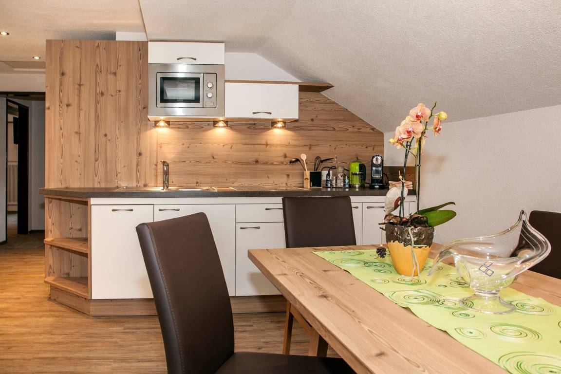 75 M² Ferienwohnung ∙ 2 Schlafzimmer ∙ 6 Gäste - Fiss