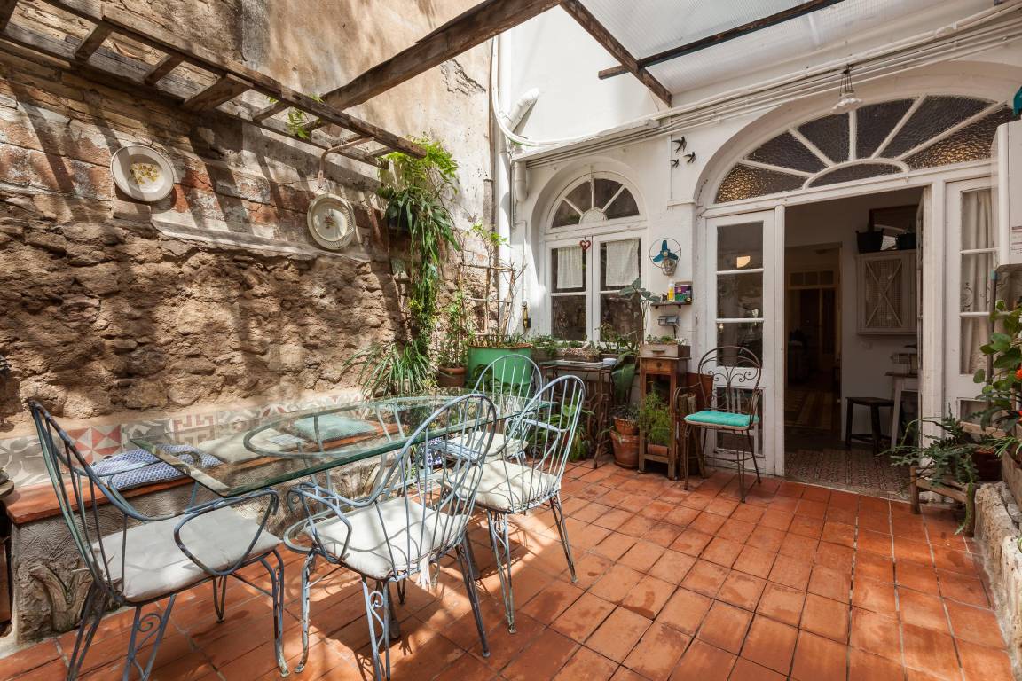 76 M² Apartment ∙ 3 Bedrooms ∙ 3 Guests - Barcelona