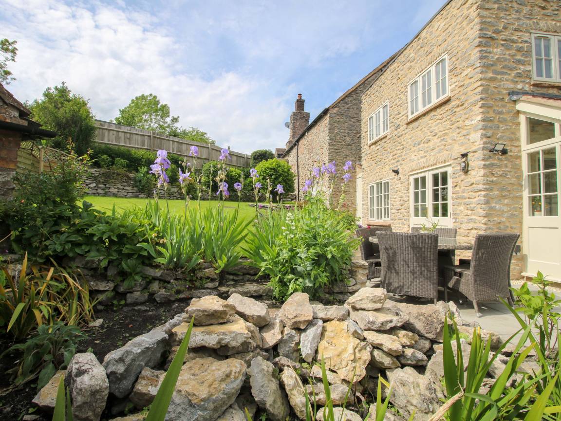 Cottage ∙ 3 Bedrooms ∙ 5 Guests - Shrewsbury
