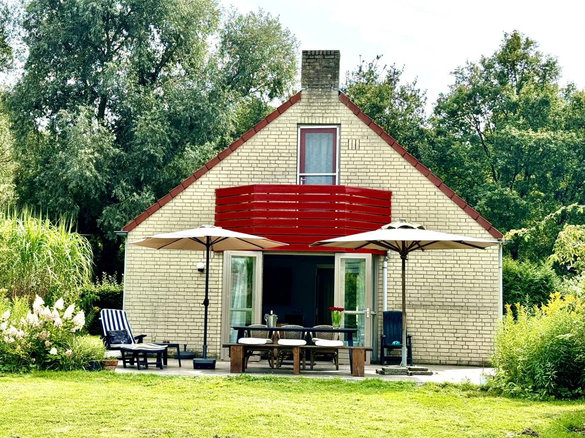 Huis ∙ 2 Slaapkamers ∙ 5 Gasten - Nijmegen