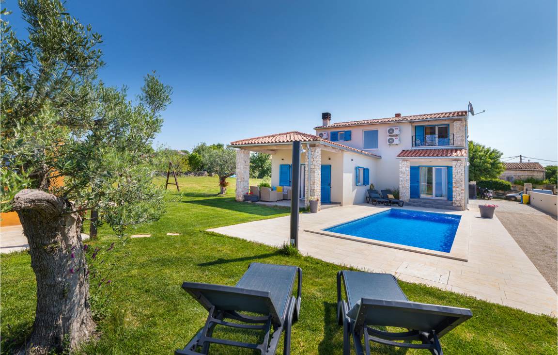 140 M² Ferienhaus ∙ 4 Schlafzimmer ∙ 7 Gäste - Bale