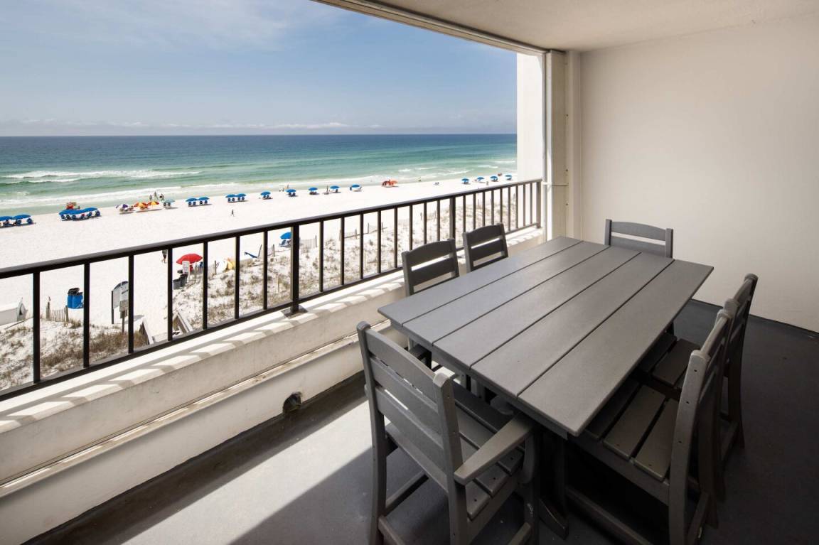 138 M² Apartment ∙ 2 Bedrooms ∙ 8 Guests - Fort Walton Beach, FL