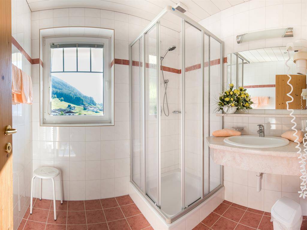 60 M² Ferienwohnung ∙ 1 Schlafzimmer ∙ 4 Gäste - Neustift im Stubaital
