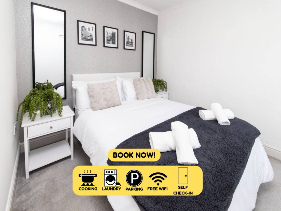 80 M² Apartamento ∙ 3 Habitaciones ∙ 5 Huéspedes - Woking