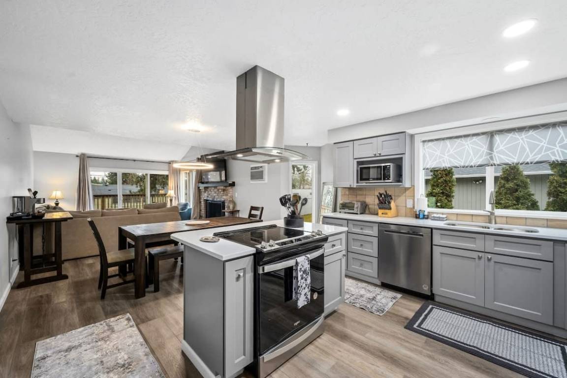 221 M² House ∙ 4 Bedrooms ∙ 8 Guests - Coeur d'Alene, ID