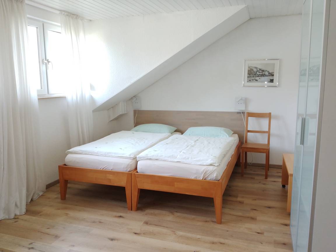 62 M² Ferienwohnung ∙ 2 Schlafzimmer ∙ 5 Gäste - Tübingen