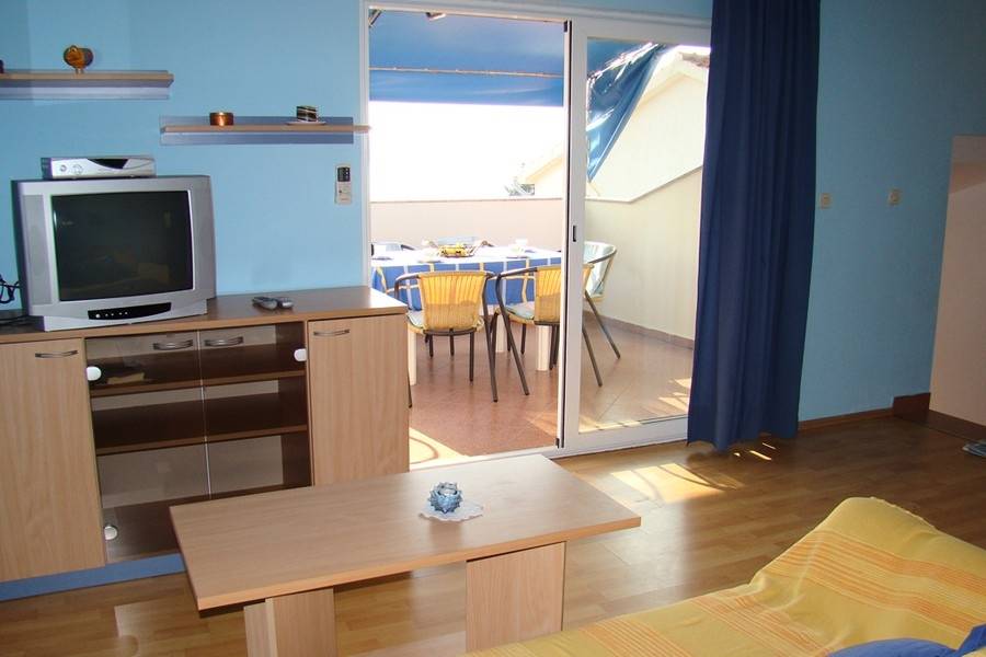 100 M² Appartement ∙ 2 Chambres ∙ 5 Personnes - Lopar