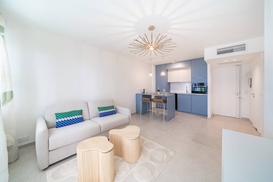 Apartamento ∙ 1 Habitación ∙ 4 Huéspedes - Antibes