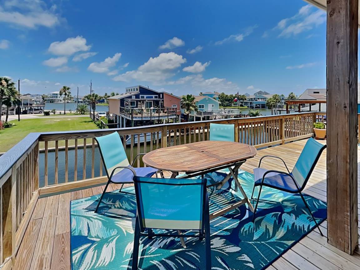 97 M² House ∙ 3 Bedrooms ∙ 6 Guests - Jamaica Beach, TX