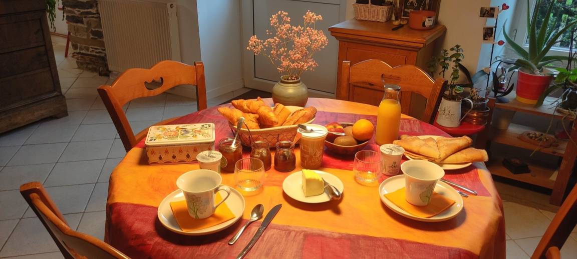 13 M² Chambre D'hôtes ∙ 1 Chambre ∙ 2 Personnes - Paimpont