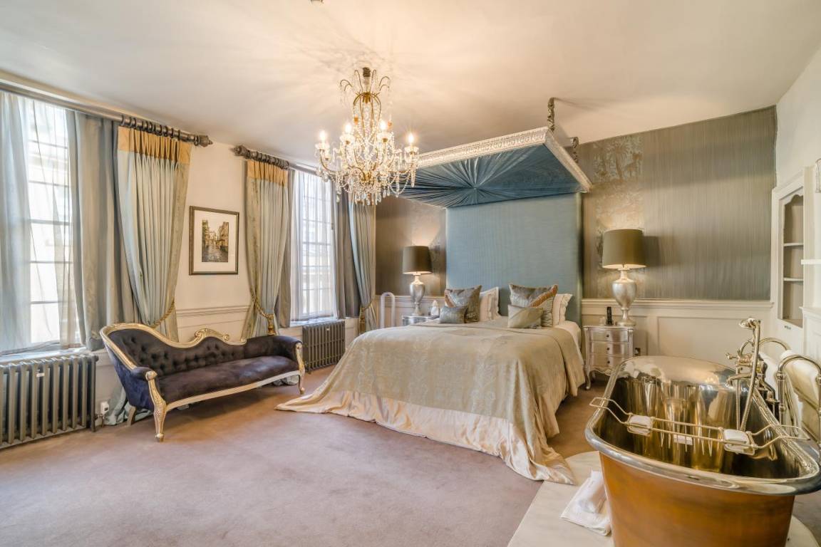 Cottage ∙ 3 Bedrooms ∙ 5 Guests - Bath