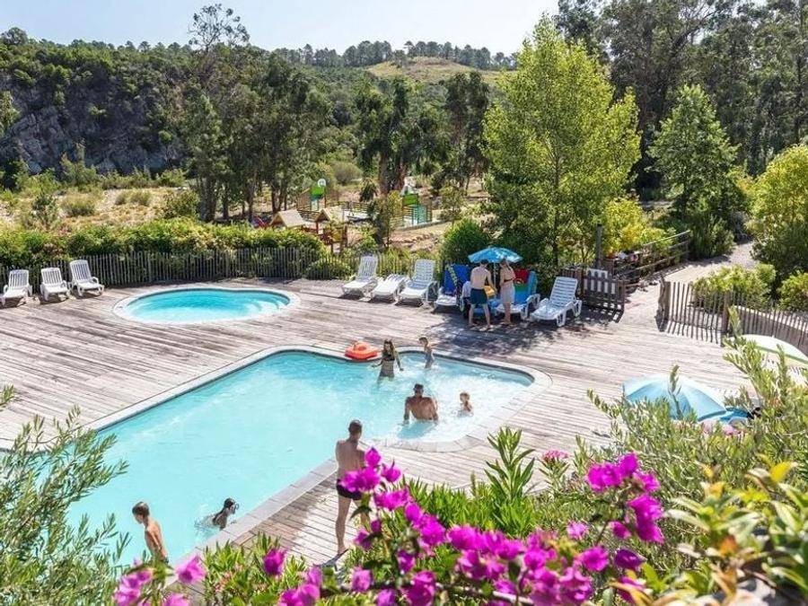 39 M² Bungalow ∙ 3 Habitaciones ∙ 6 Huéspedes - Corsica
