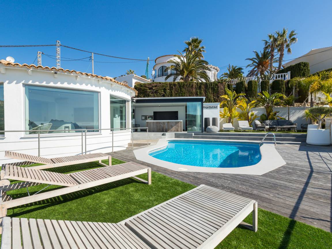 200 M² Chalet ∙ 3 Habitaciones ∙ 6 Huéspedes - Calpe