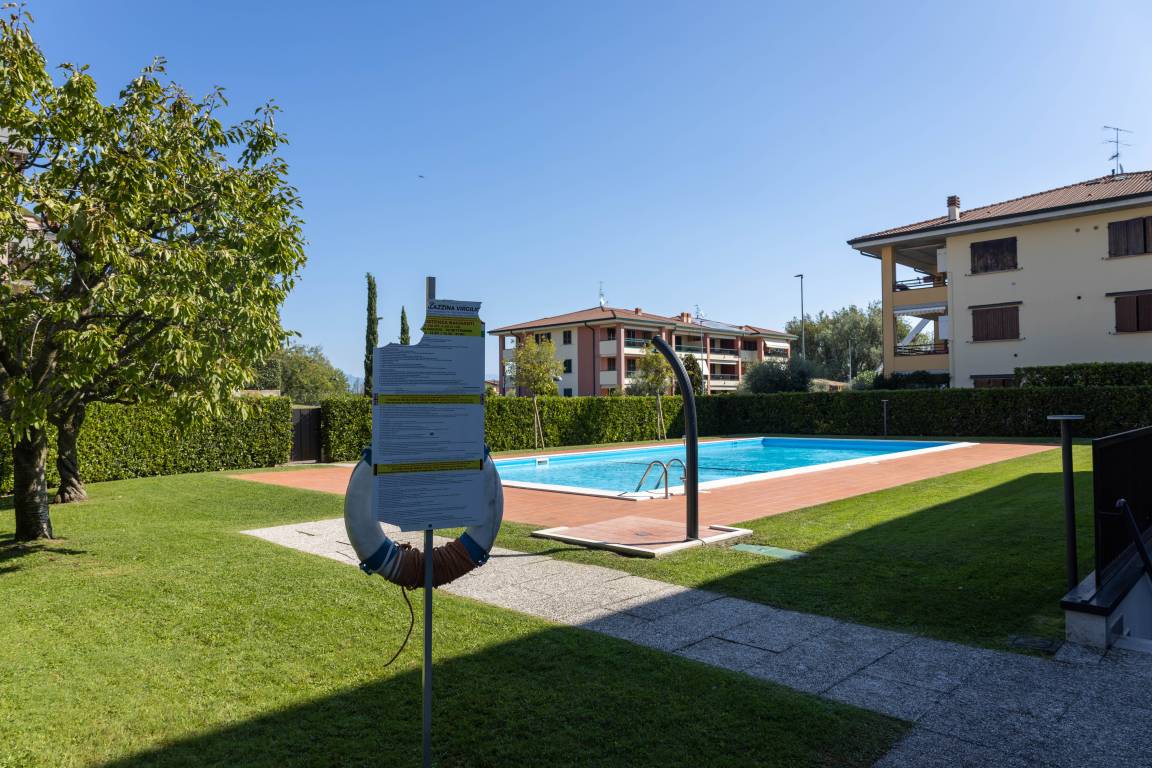 45 M² Apartamento ∙ 1 Habitación ∙ 3 Huéspedes - Sirmione