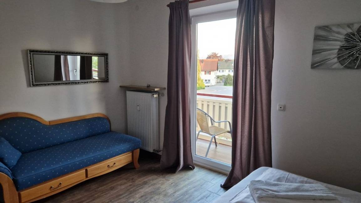 14 M² Hotel ∙ 1 Sypialnia ∙ 2 Gości - Peißenberg
