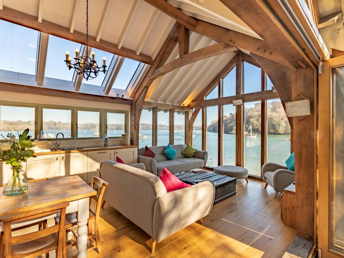Cottage ∙ 5 Bedrooms ∙ 12 Guests - Brixham