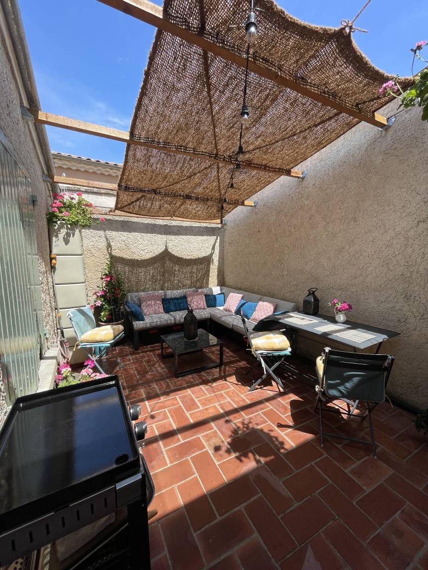 80 M² Appartement ∙ 2 Chambres ∙ 4 Personnes - Monteux