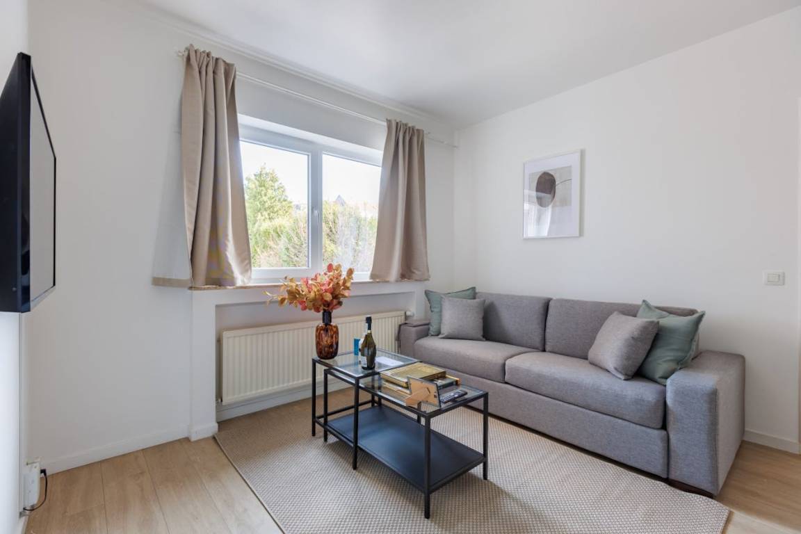 98 M² Appartement ∙ 2 Slaapkamers ∙ 6 Gasten - Ukkel