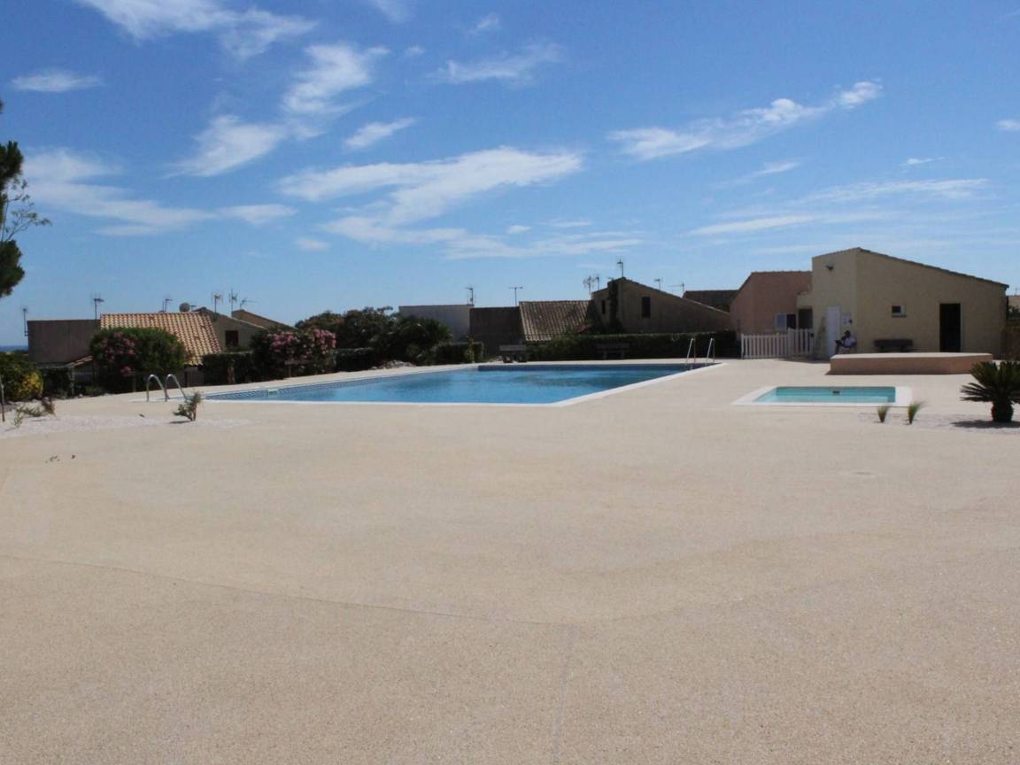 25 M² Studio ∙ 1 Chambre ∙ 4 Personnes - Saint-Pierre-la-Mer