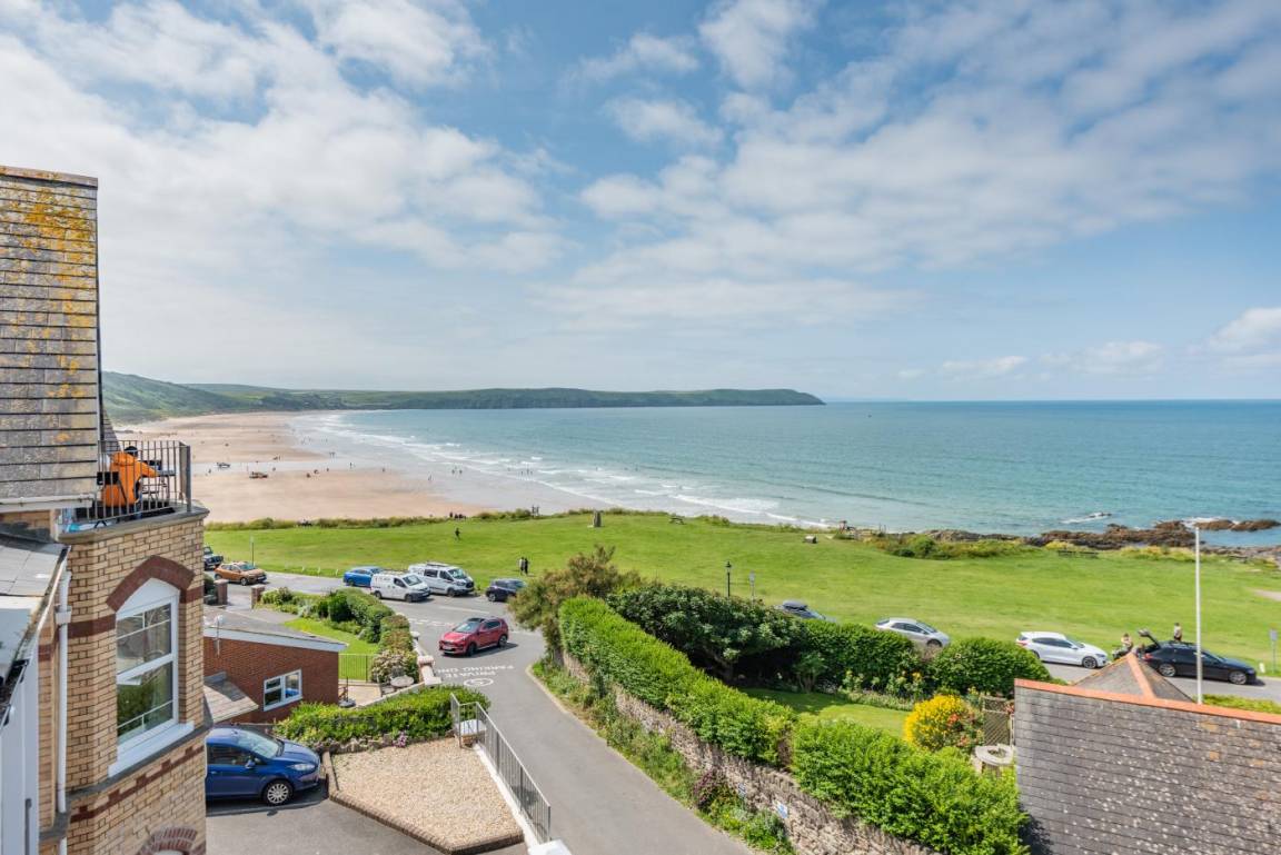 Apartment ∙ 3 Bedrooms ∙ 6 Guests - Woolacombe