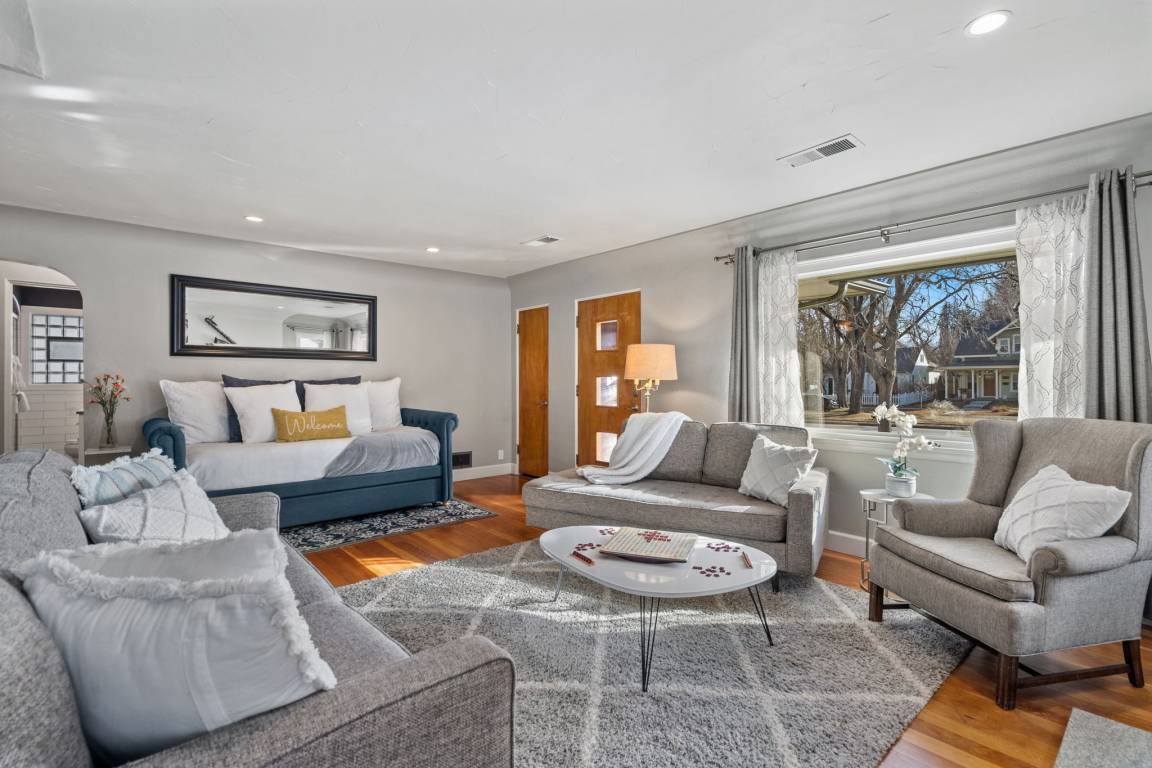 102 M² Apartamento ∙ 2 Habitaciones ∙ 5 Huéspedes - Fort Collins, CO