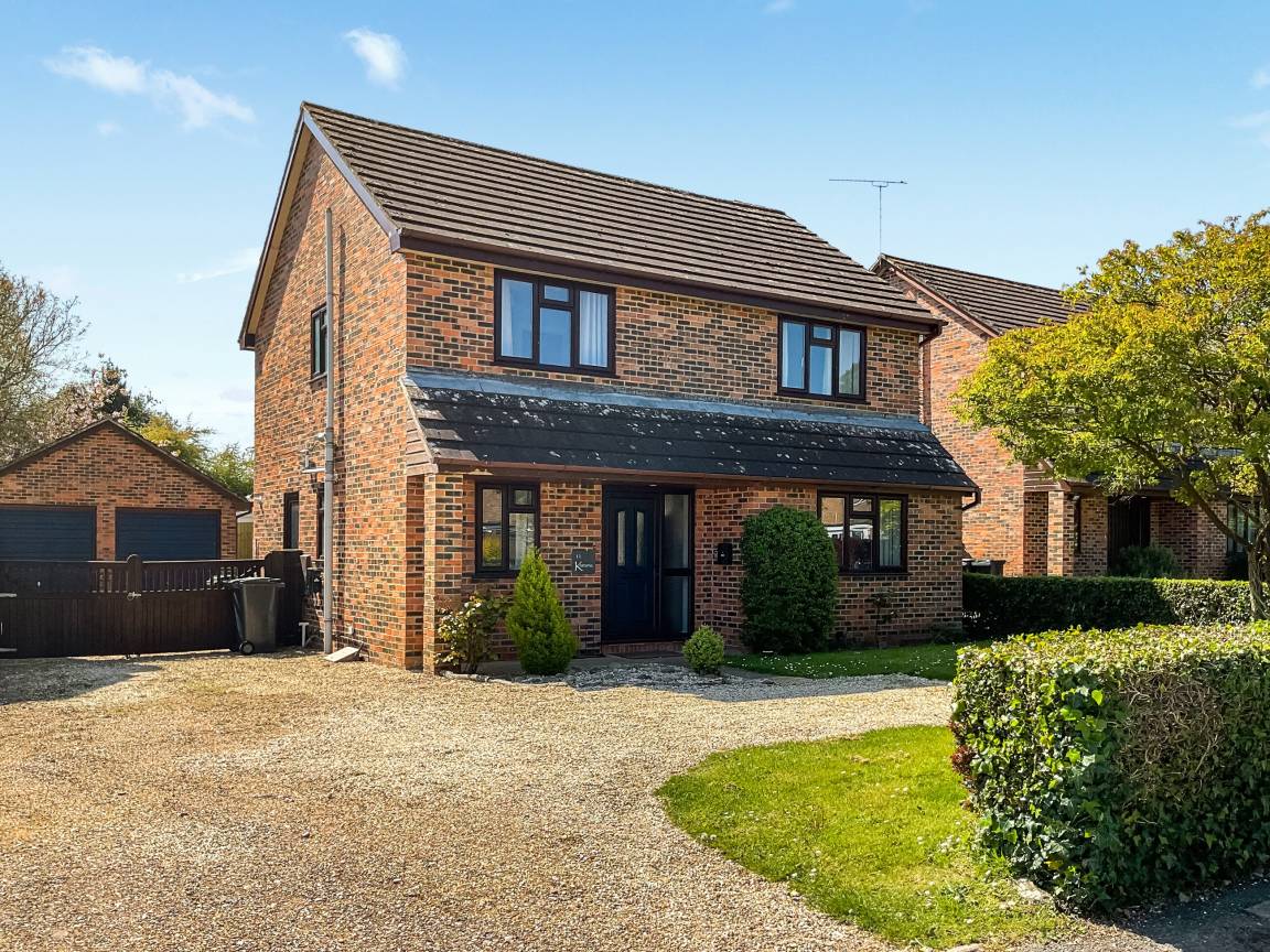 Cottage ∙ 4 Bedrooms ∙ 7 Guests - Wareham