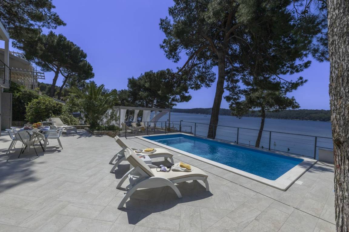 170 M² Villa ∙ 3 Bedrooms ∙ 6 Guests - Mali Lošinj
