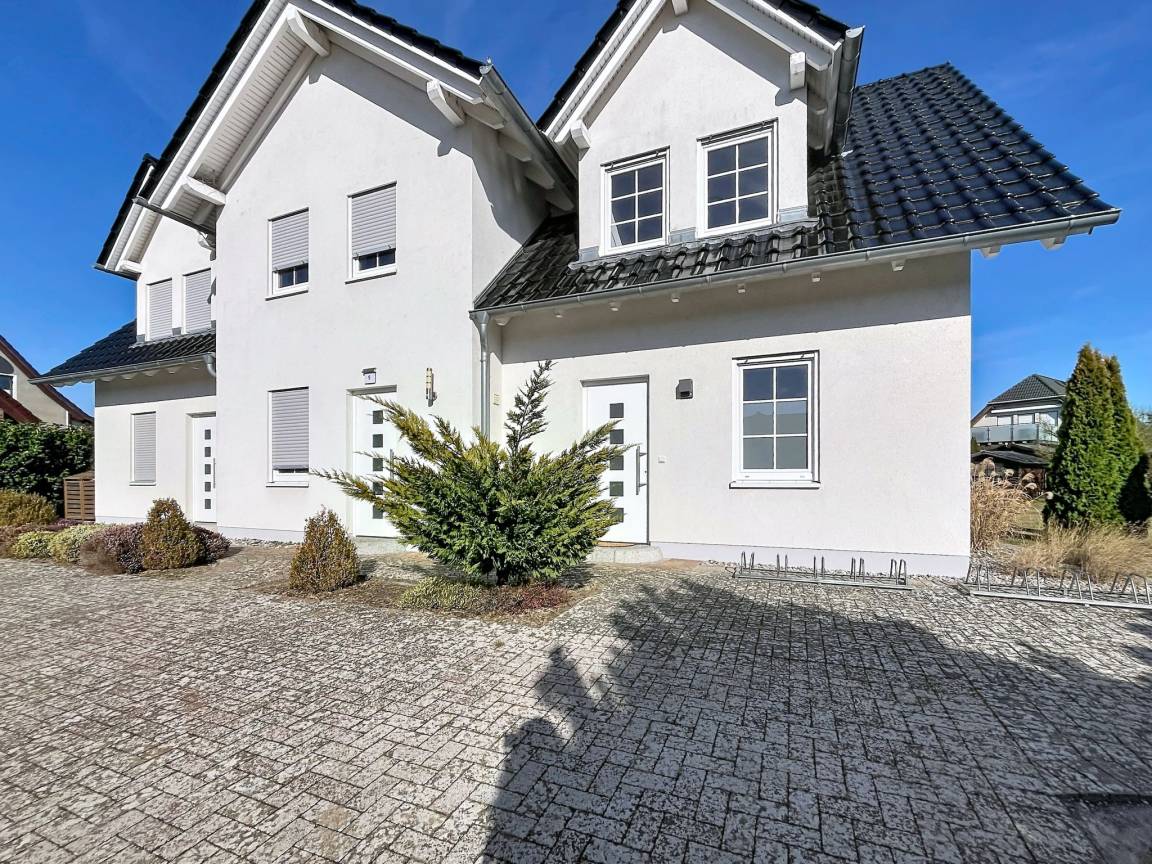 75 M² Ferienhaus ∙ 2 Schlafzimmer ∙ 5 Gäste - Trassenheide