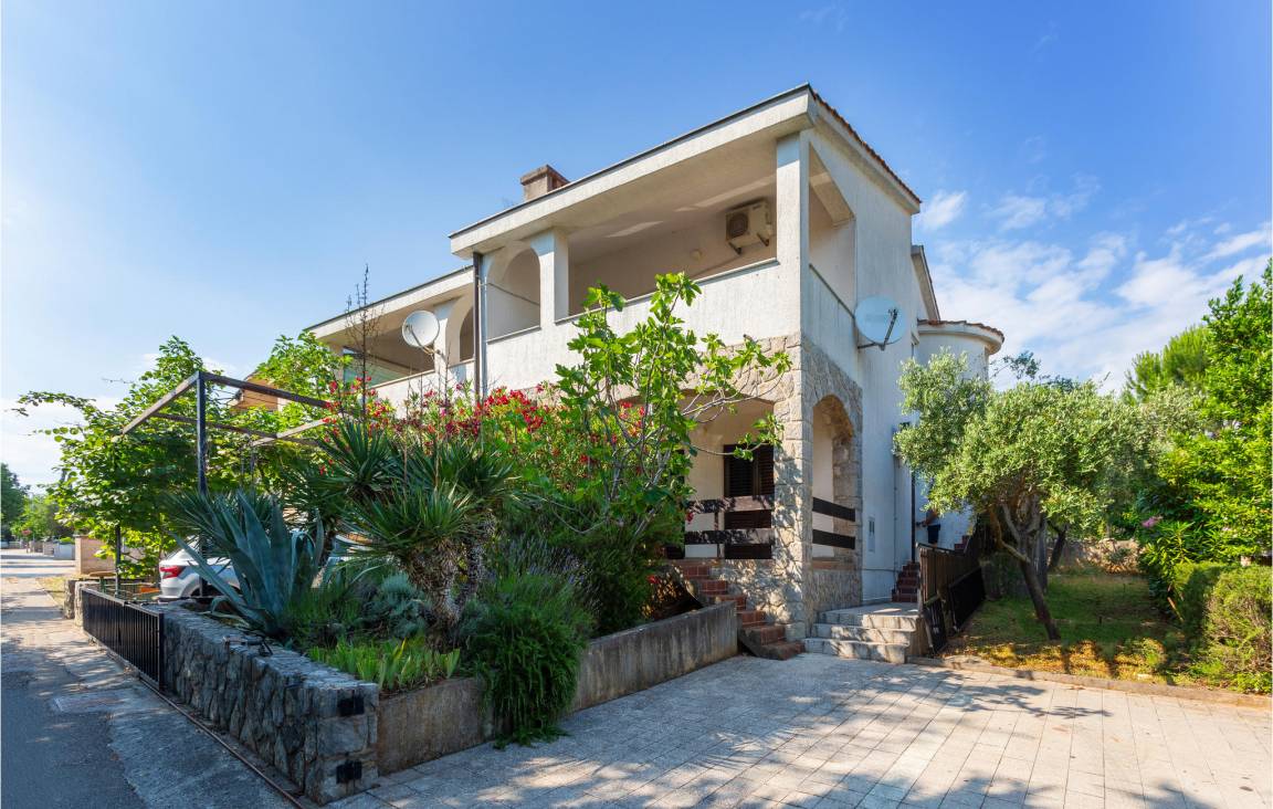 52 M² Apartment ∙ 2 Bedrooms ∙ 4 Guests - Cres