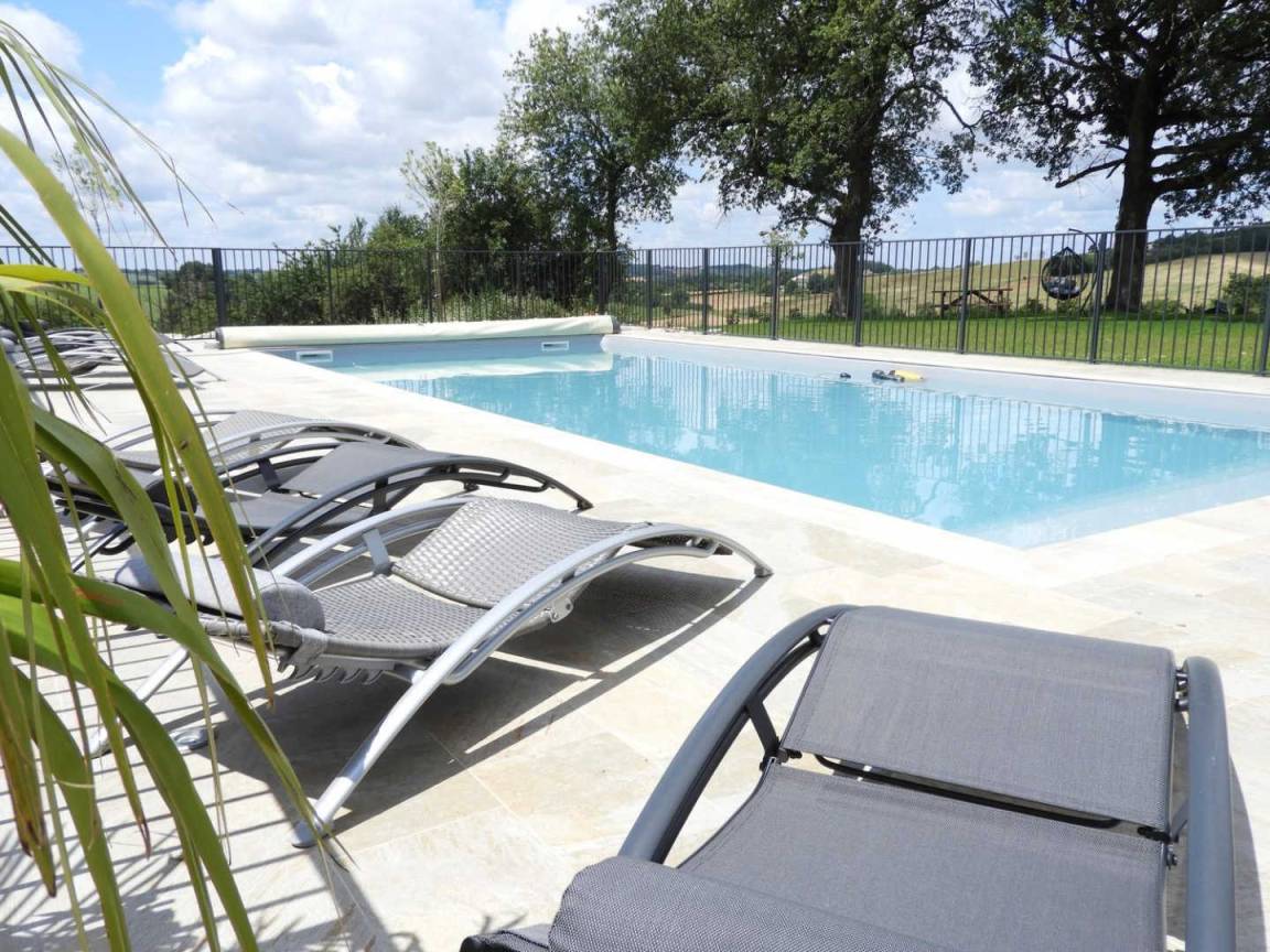 200 M² Gîte ∙ 5 Chambres ∙ 14 Personnes - Albi
