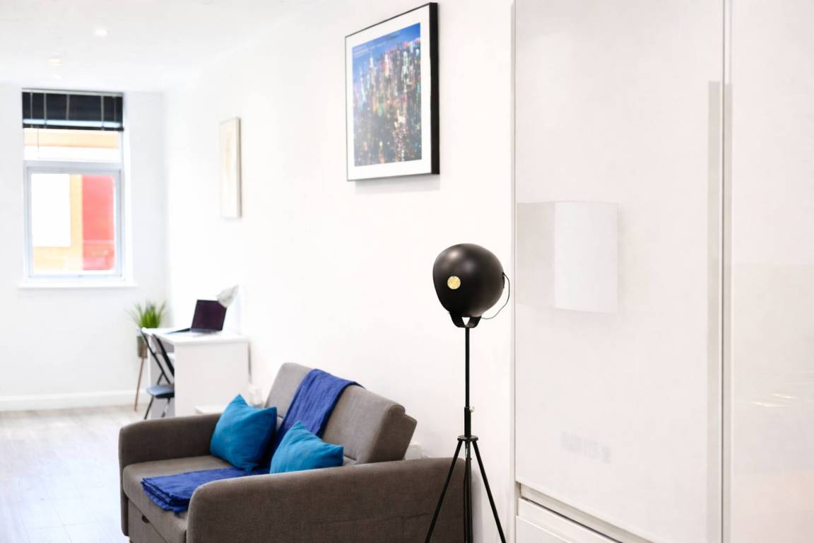 67 M² Ferienwohnung ∙ 2 Schlafzimmer ∙ 3 Gäste - Leicester