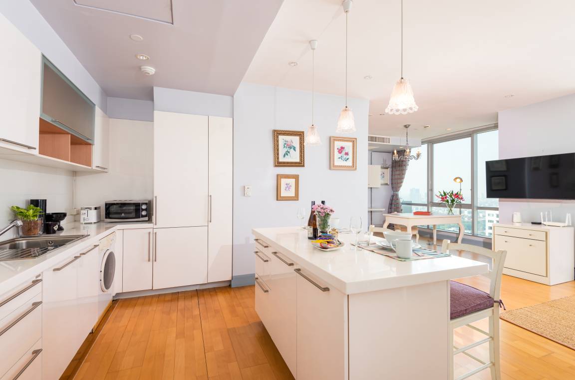 70 M² Condo ∙ 1 Bedroom ∙ 2 Guests - Bang Rak